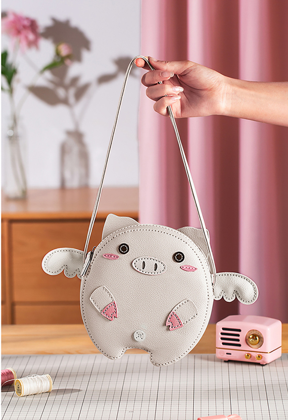 DIY CARTOON BAG Flying Pig - MeyaLove.com