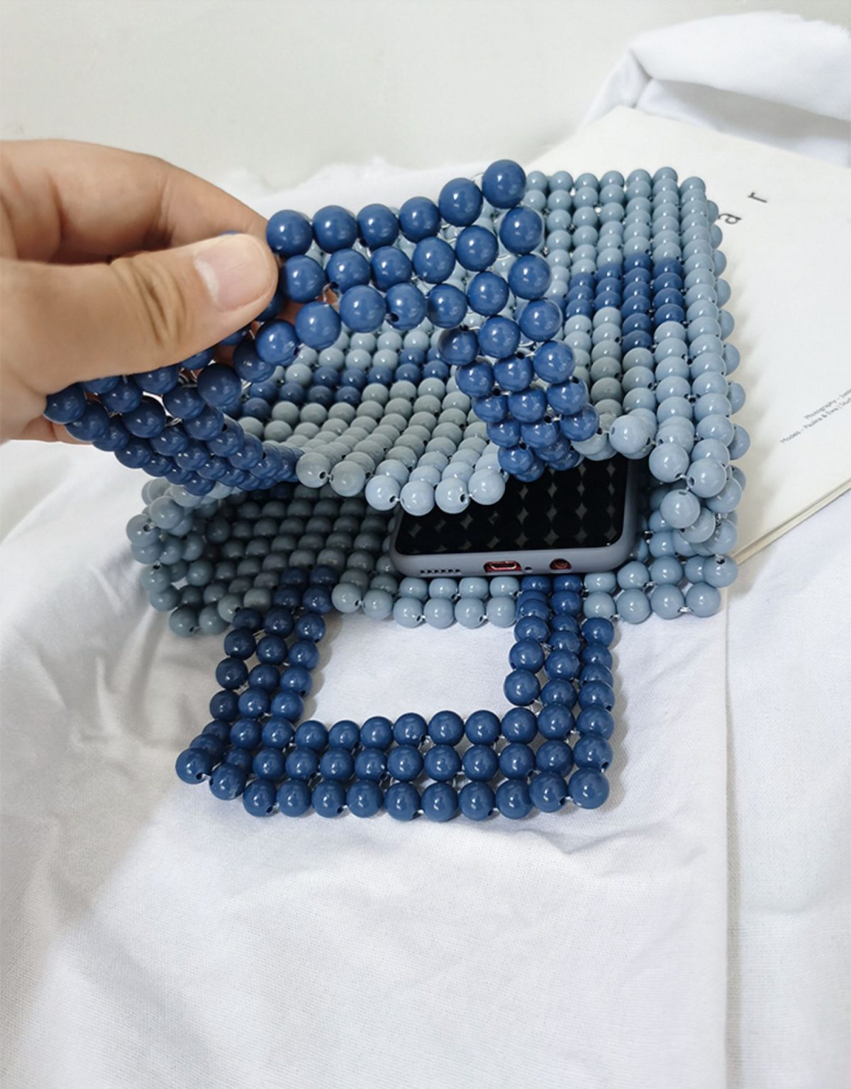 DIY Nike Beaded Bag - MeyaLove.com